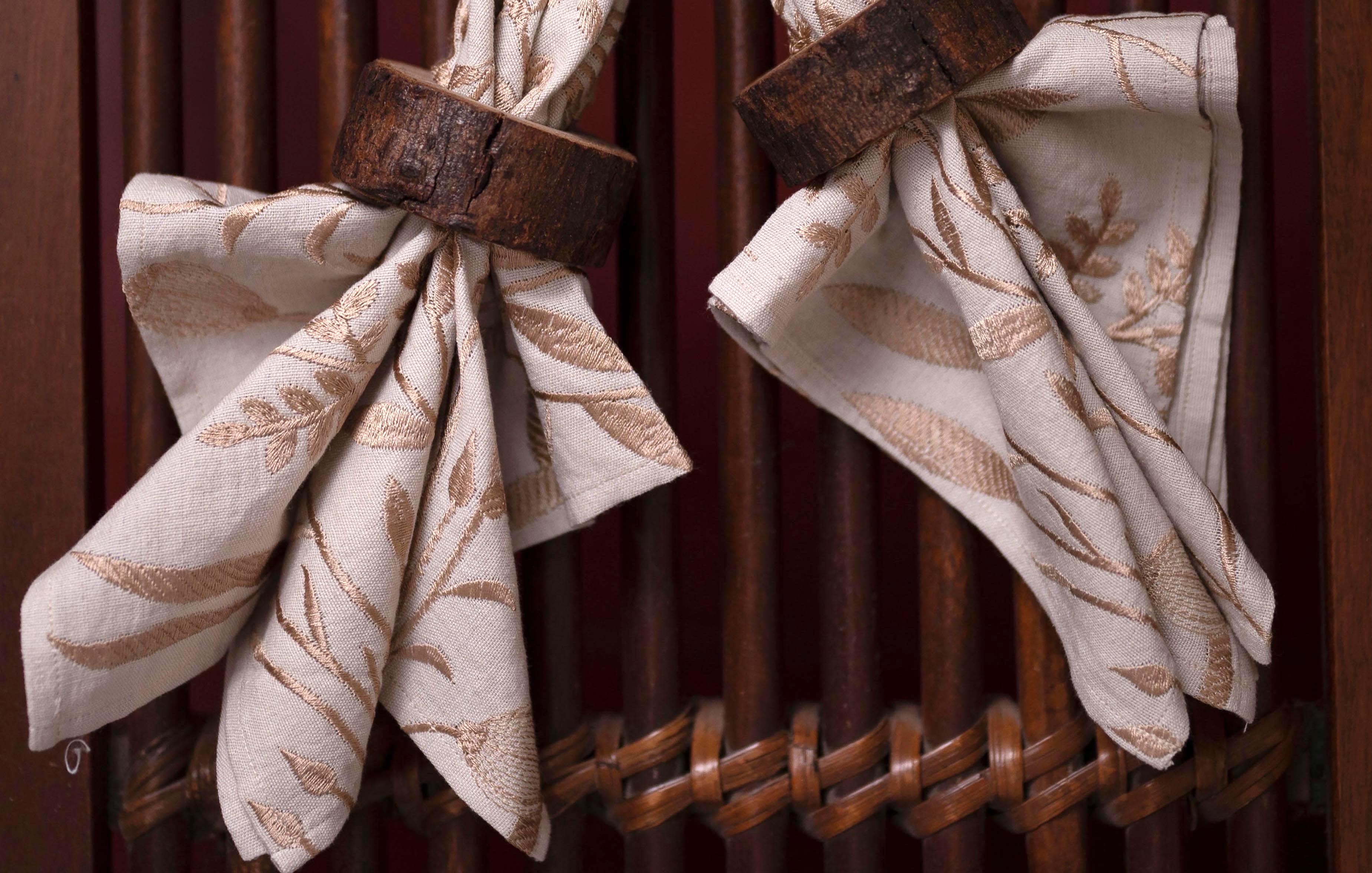 Buy Designer Cloth Napkins & Serviettes Online - Veaves