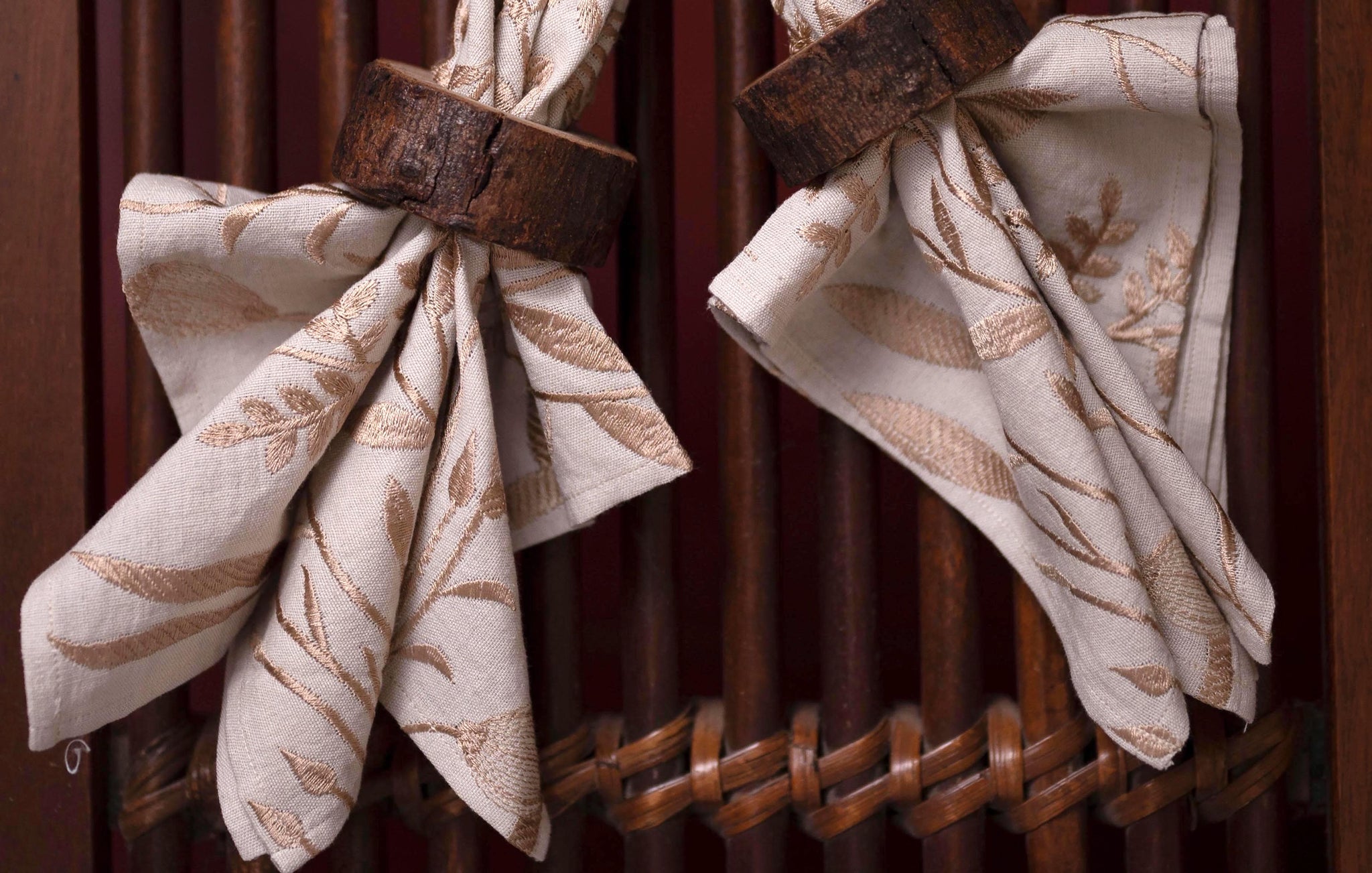 Buy Designer Cloth Napkins & Serviettes Online - Veaves